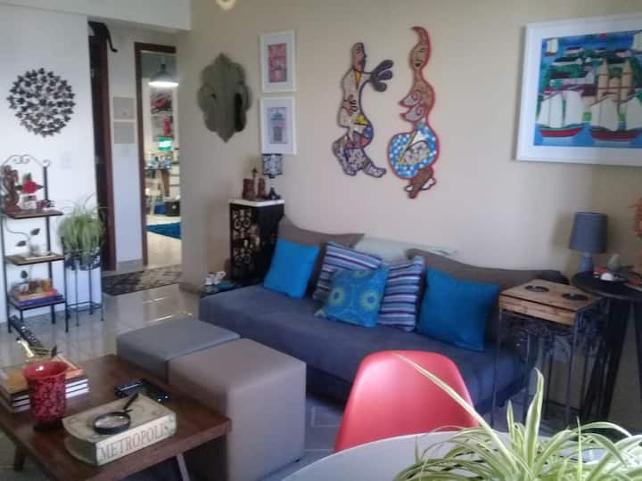 Apartamento Aconchegante Em Excelente Localização - Vitória da Conquista