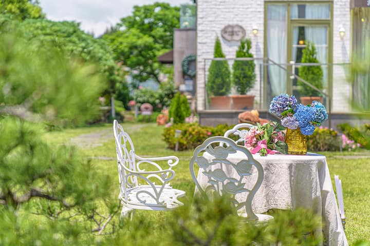 #유럽감성 정원 #개별 테라스 #석양 야외바베큐 #힐링여행 #겨울제주 #가성비최고※04 - 제주특별자치도