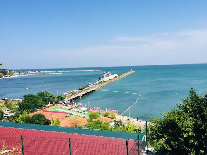 Denize Sıfır, Merkeze Yakın, Tertemiz Bir Mekan - Gerze