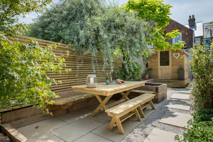 Stylish 3 Bedroom House Close To The Beach - Beaulieu