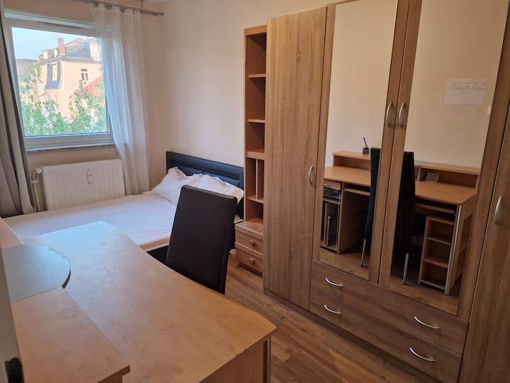 Nyadjam Casa - Darmstadt
