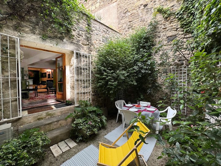 Tranquil Apt With Patio,  Pézenas Historic Centre - Pézenas