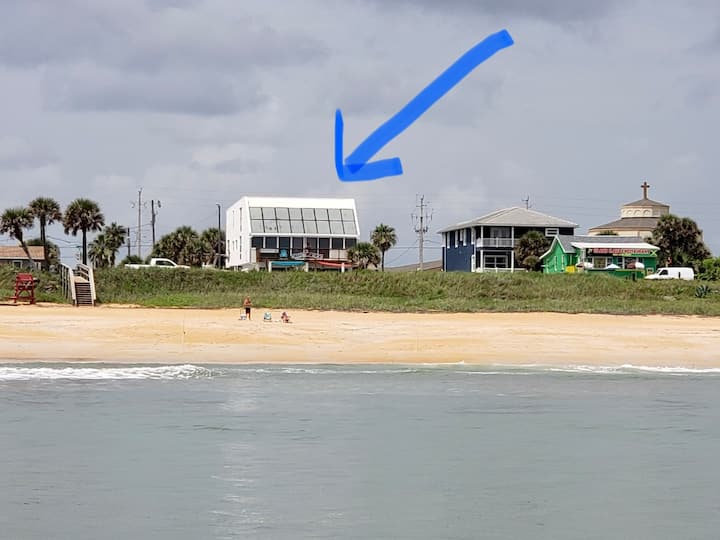 Flamingo Suite - Flagler Beach On A1a With Balcony - Flagler Beach, FL