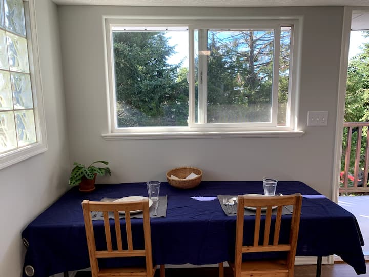 Private Room With Balcony - Victoria