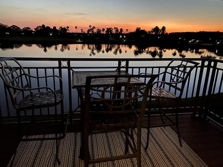Saddlebrook 2br/2ba Condo-lake & Golf Course Views - Wesley Chapel, FL