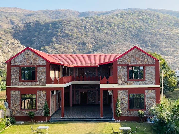 Cozy Rooms @ Resorts In Pushkar - Pushkar