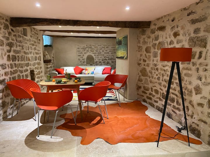 Lorgues:
Maison De Ville - Lorgues