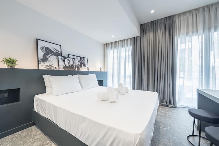 C2: The Asprogeraka - Athens