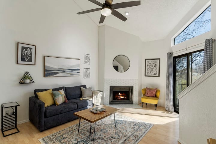 Clean Cozy Condo In Convenient Location - Tulsa, OK