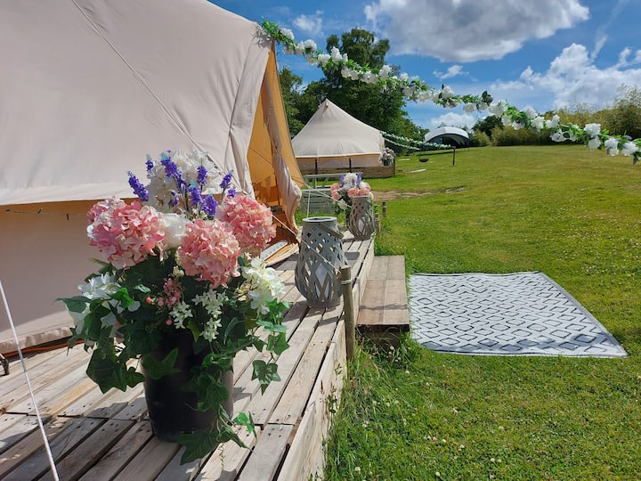 Hopgarden Glamping Exclusive Luxury Glampsite Hire - Royal Tunbridge Wells