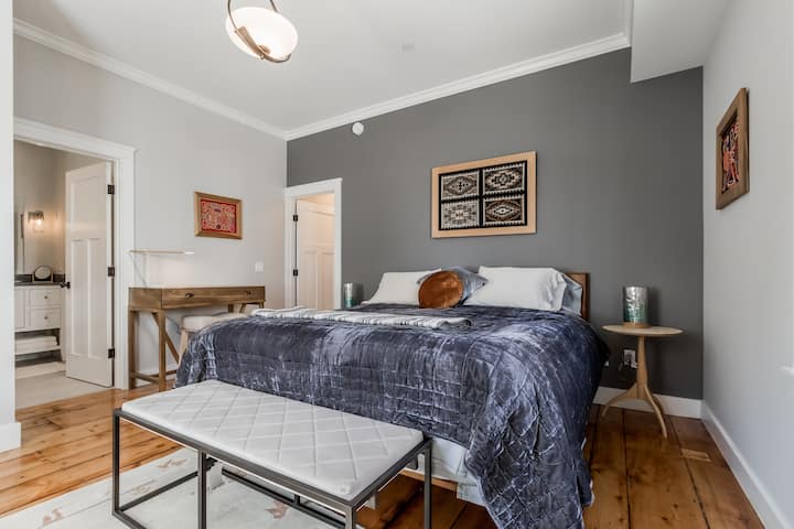Saint Lawrence Luxury Suite 1br Apartment Get Away - Portland, ME