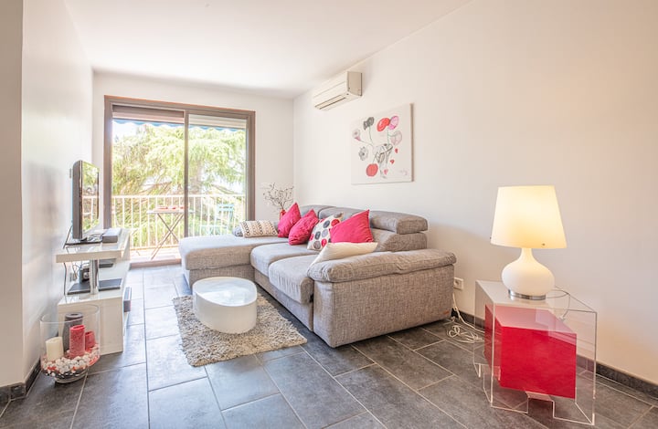 Red Red One - Cassis - Winkyhouse - Cap Canaille