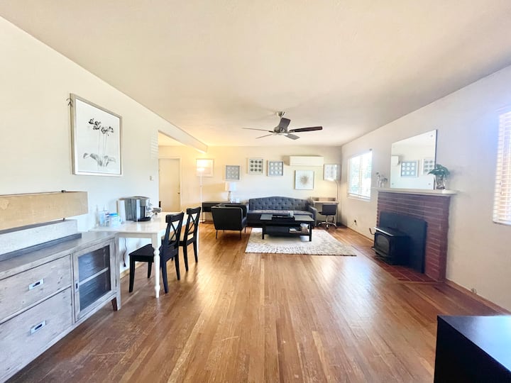 Pretty House In Cupertino Walk To Apple De Anza - Cupertino, CA