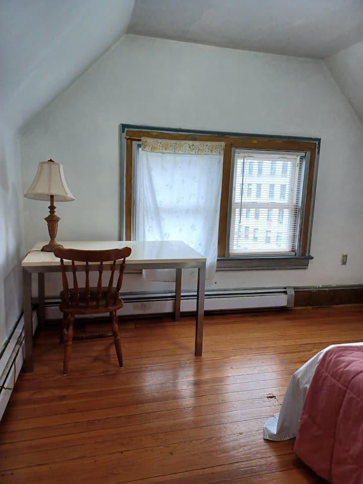 Nice House Private Room 31 - Yonkers, NY