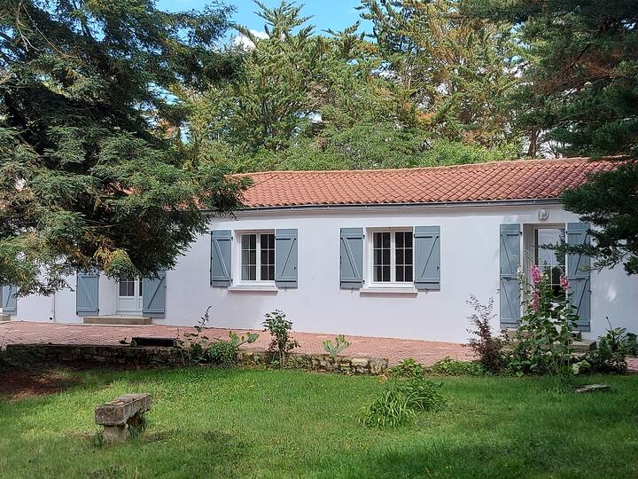 Maison De Charme En Bord De Sèvre Niortaise - Marans