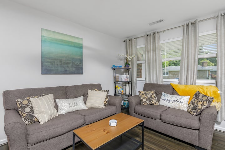 Beach Bay Retreat - Cottage - Norfolk, VA