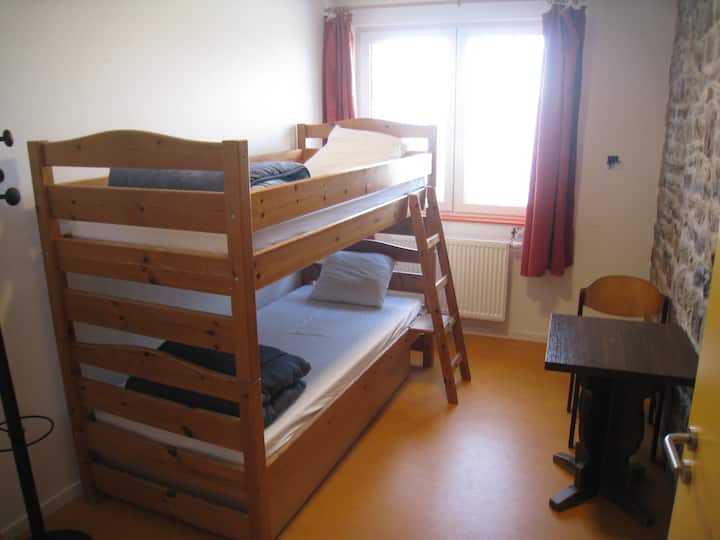 Chambre Pour 2 Dans Une Auberge De Jeunesse - Spa