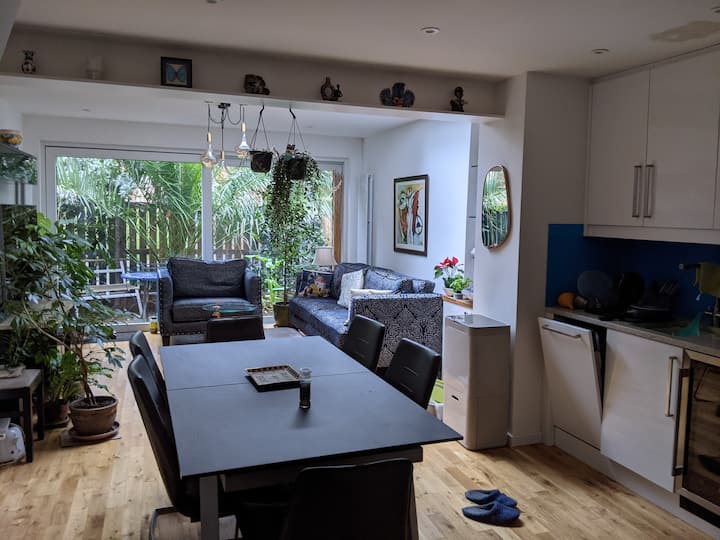 Peaceful, Central Double Bedroom, Own Bathroom - 中倫敦