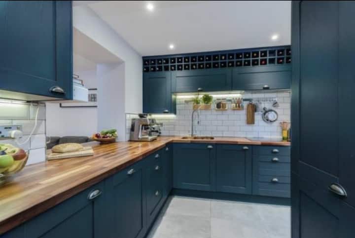 Unique 3 Bed Townhouse In The Heart Of Lewes - Brighton and Hove
