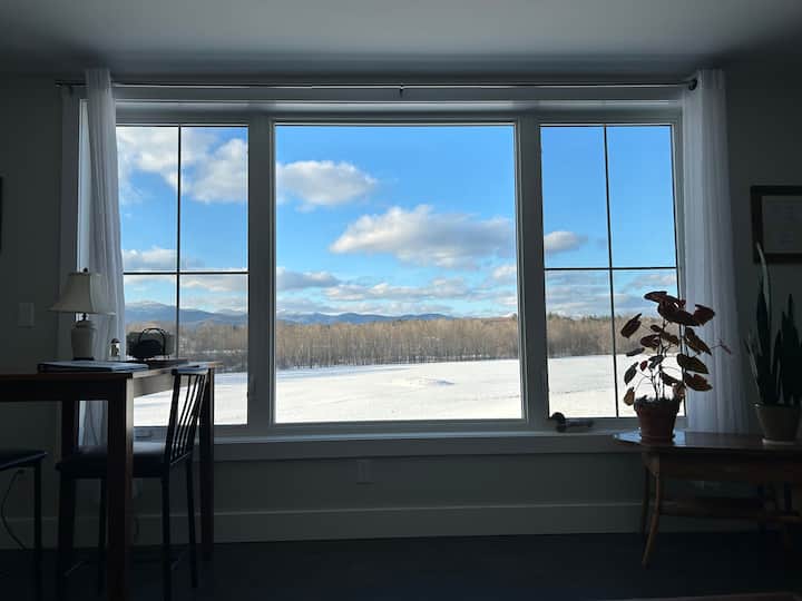 Great View & Prime Location Near Ski Resorts - Waterbury Village Historic District