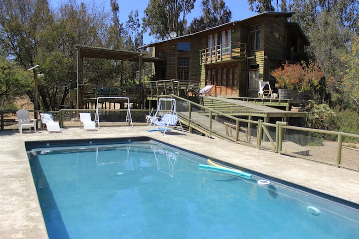 Hermosa Casa En Condominio Cercano A Maitencillo - Chile