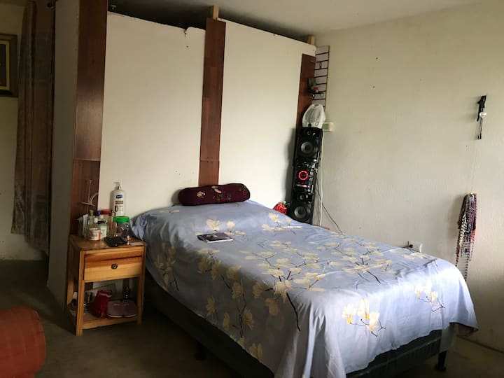 Oasis D'eliza Lugar Bello En San Juan Sacatepeques - San Raymundo