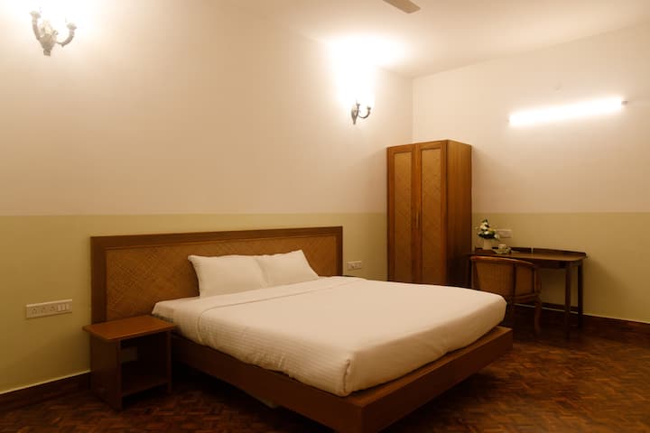 A Peaceful Oasis In The Heart Of Chennai - 첸나이