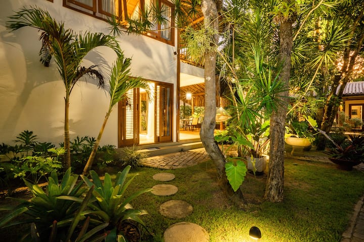 Casa Das Orquídeas, Alto Padrão A 100 M Da Praia! - Porto Seguro