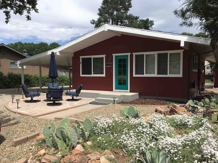 60's Modern Home - Near Rodeo, Downtown, Hospital - Prescott, AZ