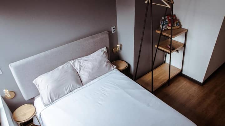 Private Room For 2 In 93 Park – 515 - Bogota