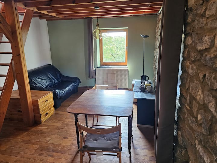 Chambre Spacieuse à La Campagne - Dinant