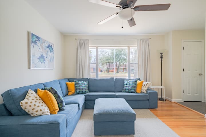 New! Backyard★ Office️★garage ️1229ft²➡oak Forest - Northside - Houston