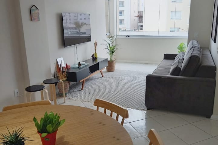 Apartamento Próximo à Praia E Ambiente Familiar!!! - Balneário Camboriú