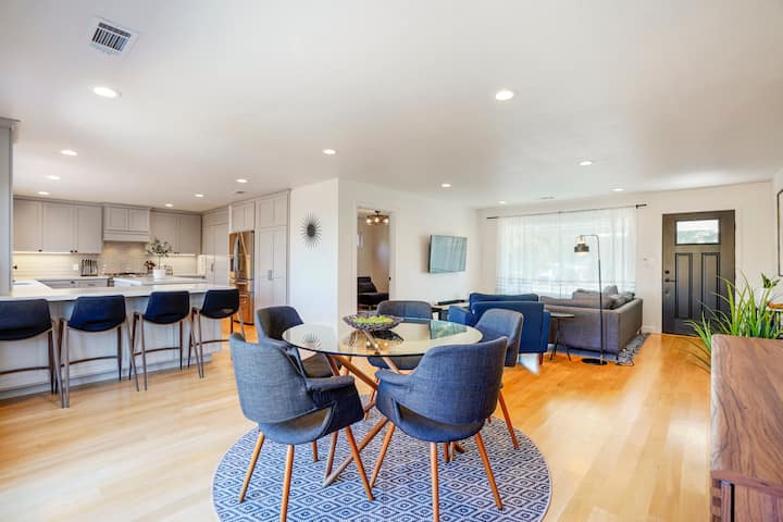 Beautiful Private Home In Quiet Neighborhood - Castro Valley, CA