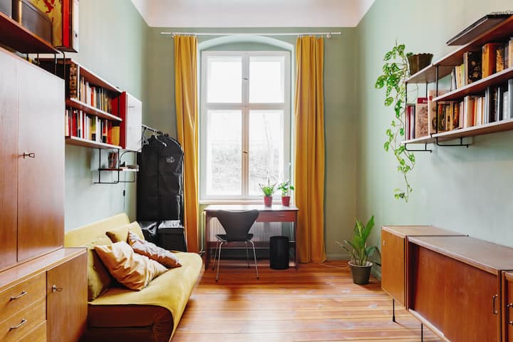 Schönes Zimmer Mit Klavier In Berlin Schöneberg - Berlin