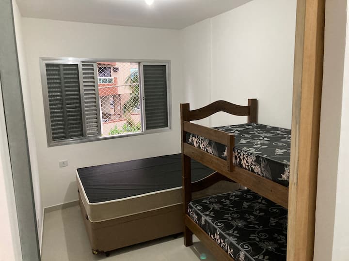 Apartamento Na Praia A Menos De 100m Da Areia. - Praia Grande