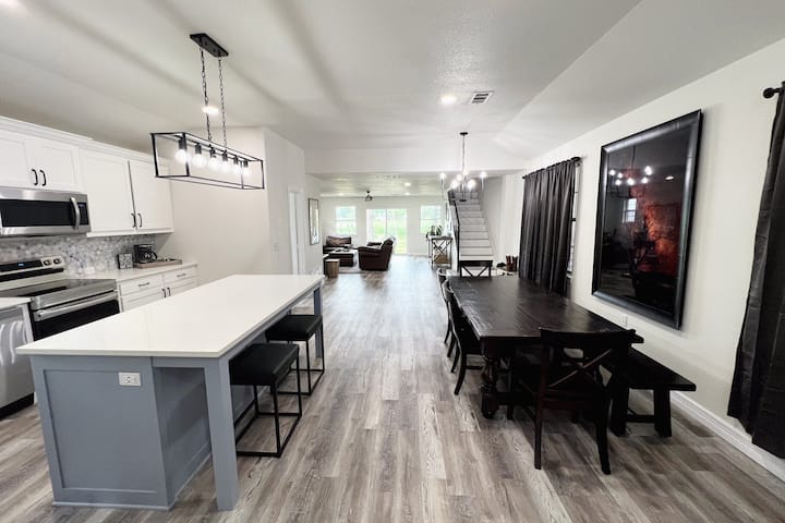 3 Bedroom Lake House - Sleeps 10 - 紐瓦克