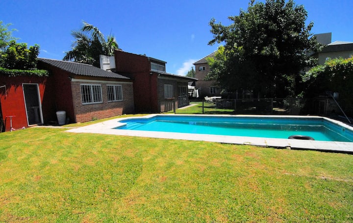Casa  Elquimilar C/piscina (No Se Admiten Visitas) - La Plata, Argentina