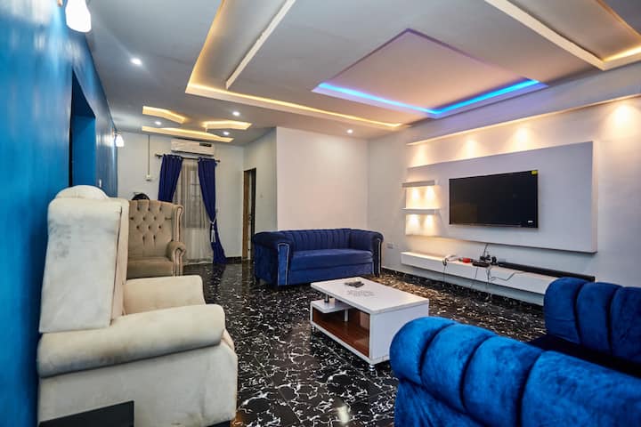 2-bedroom Serviced Apt With Pool - Benin City