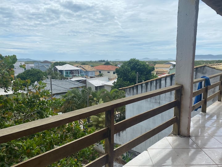 Casa De Vidro Com Uma Vista Vivida - Cabo Frio