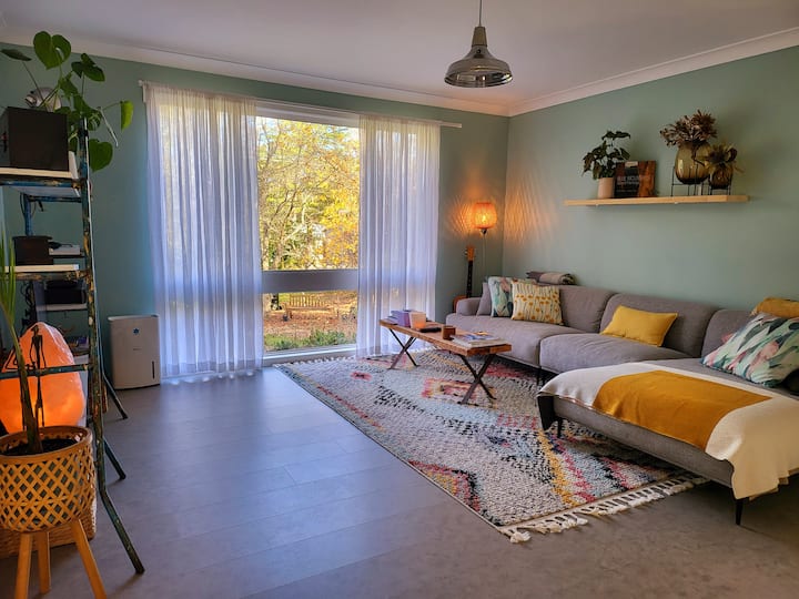 The Yellow Koala - Vibrant Home In Medlow Bath - Blue Mountains