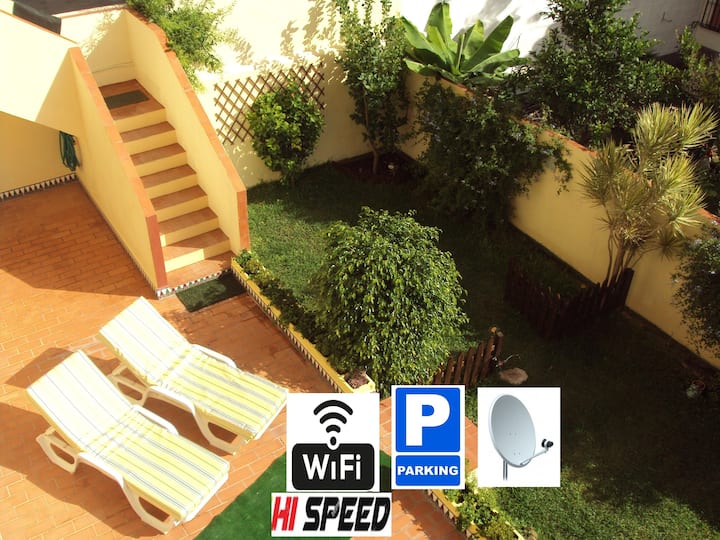 Appartement Près De La Plage, Avec Terrasse Jardin - Fuengirola