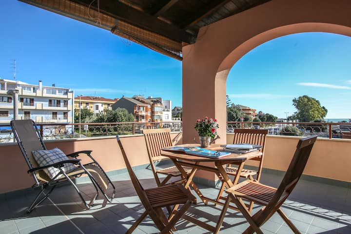 Gelso Seaview- Villa-garden-barbecue-playgroung - Pozzallo