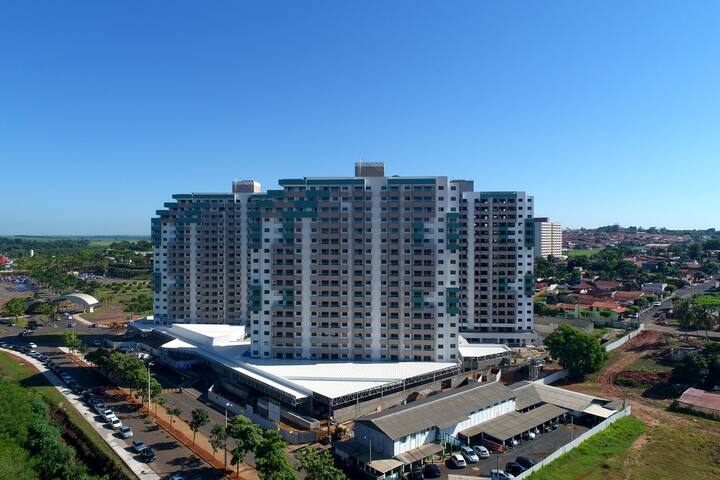 Flat No Olímpia Park Resort - Perto Do Thermas - Olímpia