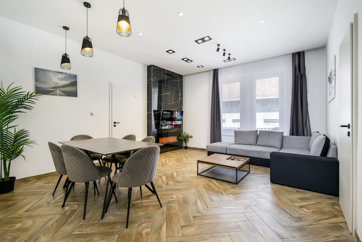 Akacfa 36 100m Lovely 3 Bedroom In Center - Boedapest