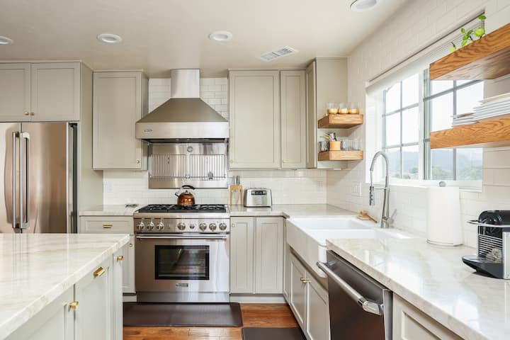 Family Retreat | Stunning Views | Modern Amenities - Arroyo Grande, CA