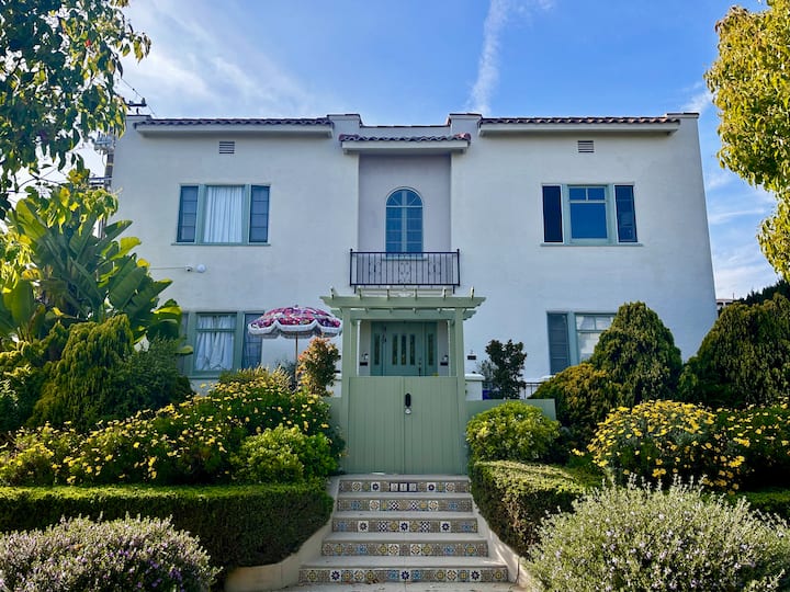 Chic & Stylish Spanish Gem - Santa Monica, CA