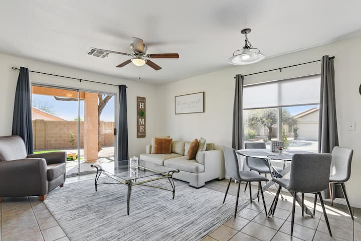 Camelback Ranch, Phoenix Vacation Rentals & Homes - Phoenix, AZ | Airbnb