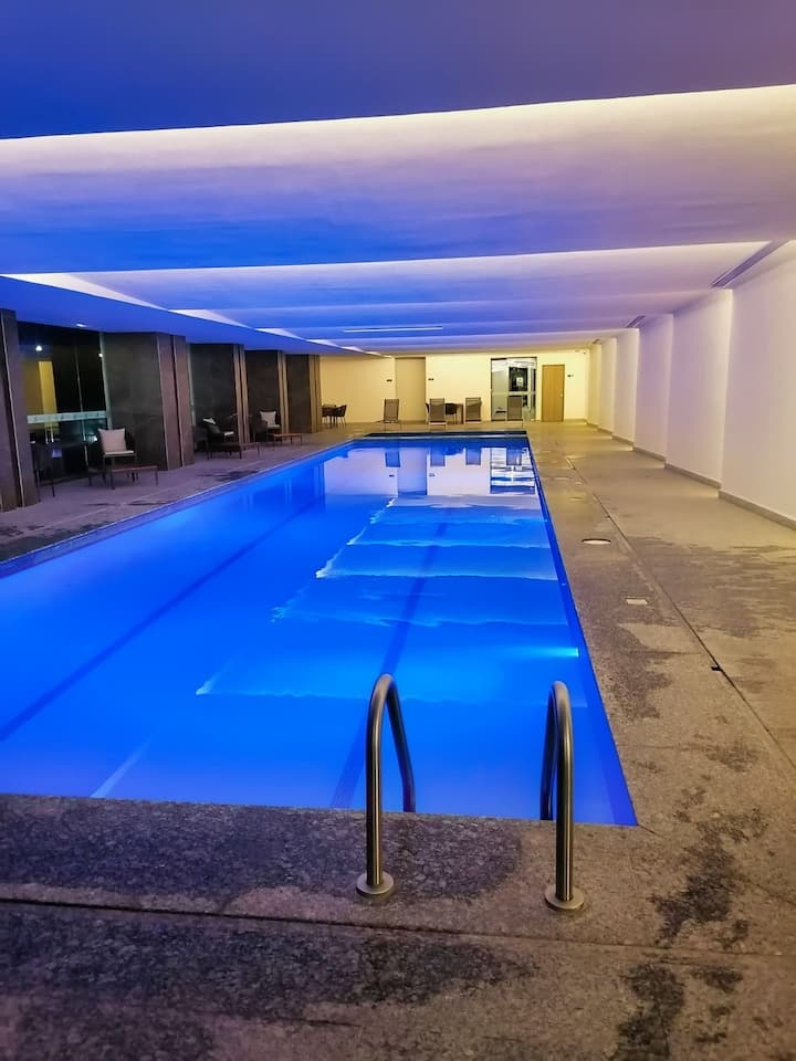Indoor Pool, Gym, Nearby Downtown, King Size Bed - Querétaro