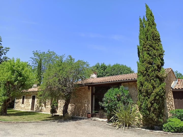 Bâtisse Du 19ème De 290m2 Avec Piscine Couverte - Saint-Médard-en-Jalles